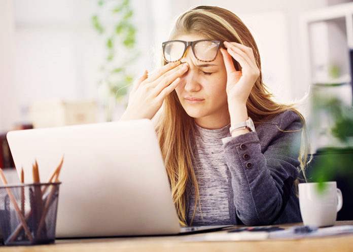 Avoid Eye Strain At The Office With These Tips - Zagline